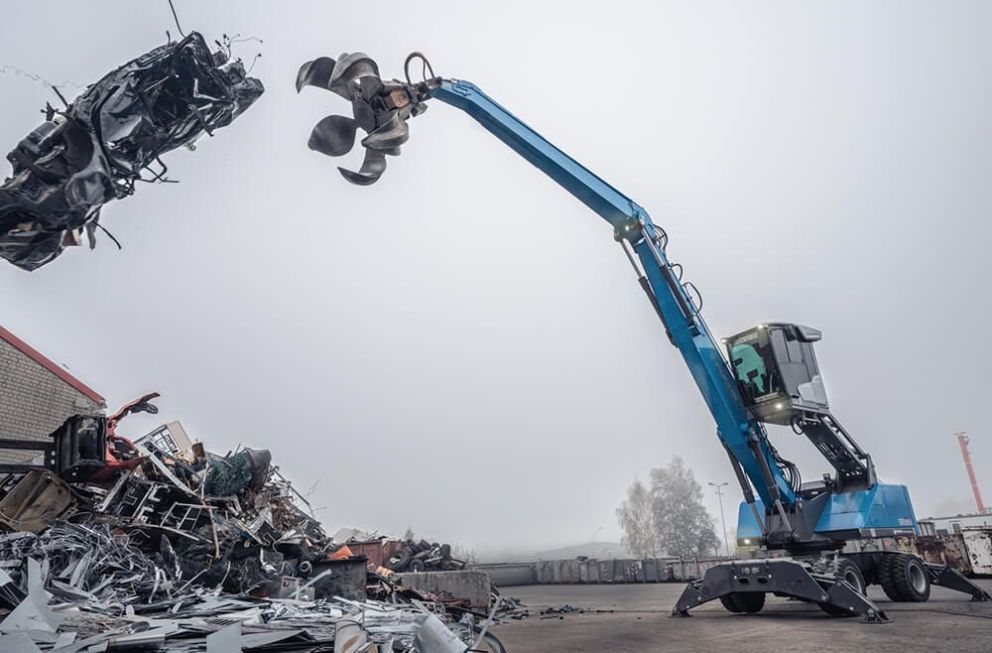 Material Handlers | Blue Group