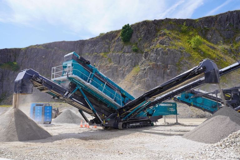 Screener Machines | Mobile Screening Machinery | Blue Group